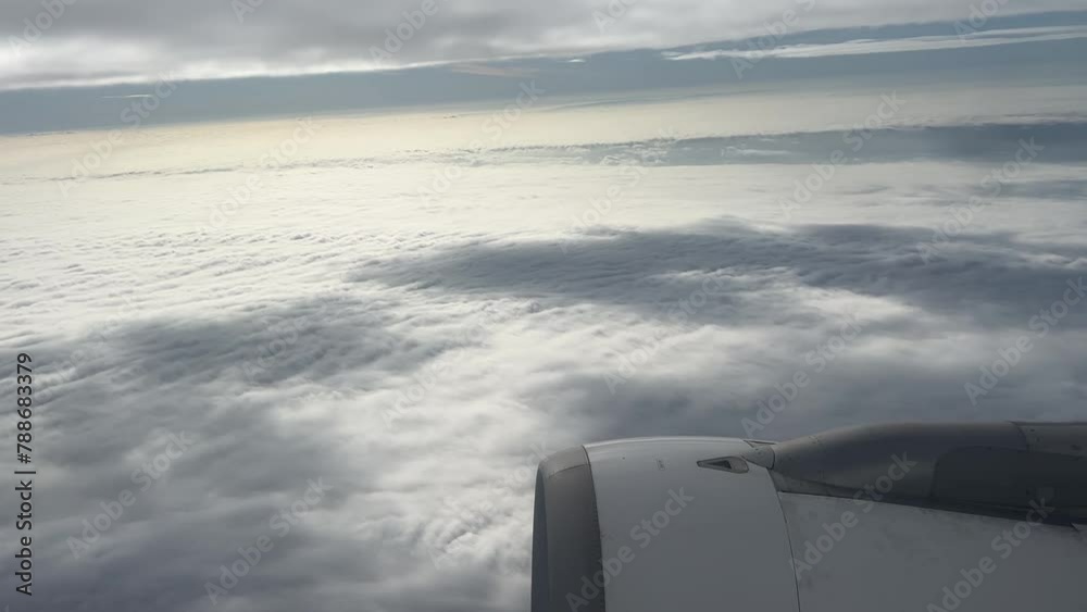 Vistas aéreas de las nubes. volando entre las nubes. Vistas desde un avión. Mar de nubes Stock ...