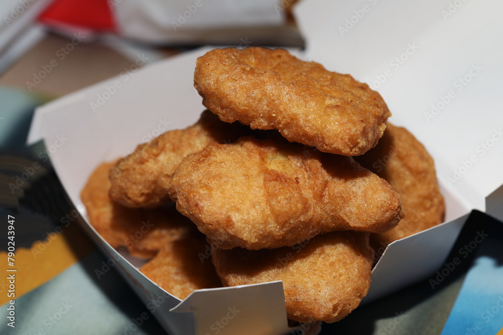 Deep fried chicken nuggets ready to eat in Junk food restaurant Stock ...