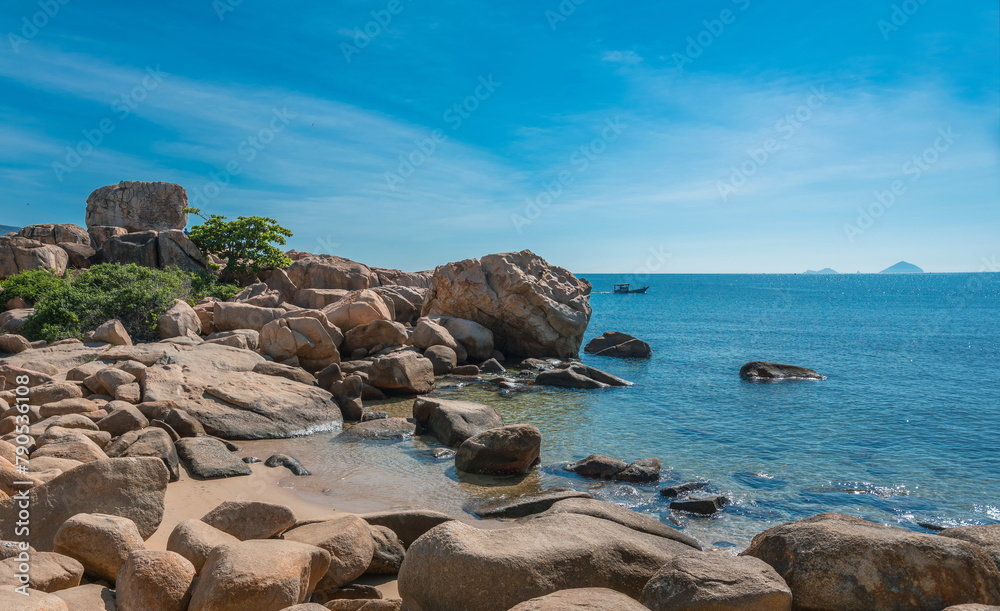 Hon Chong Rock Garden (Nui Hon Chong), in the best Amusement Park in ...