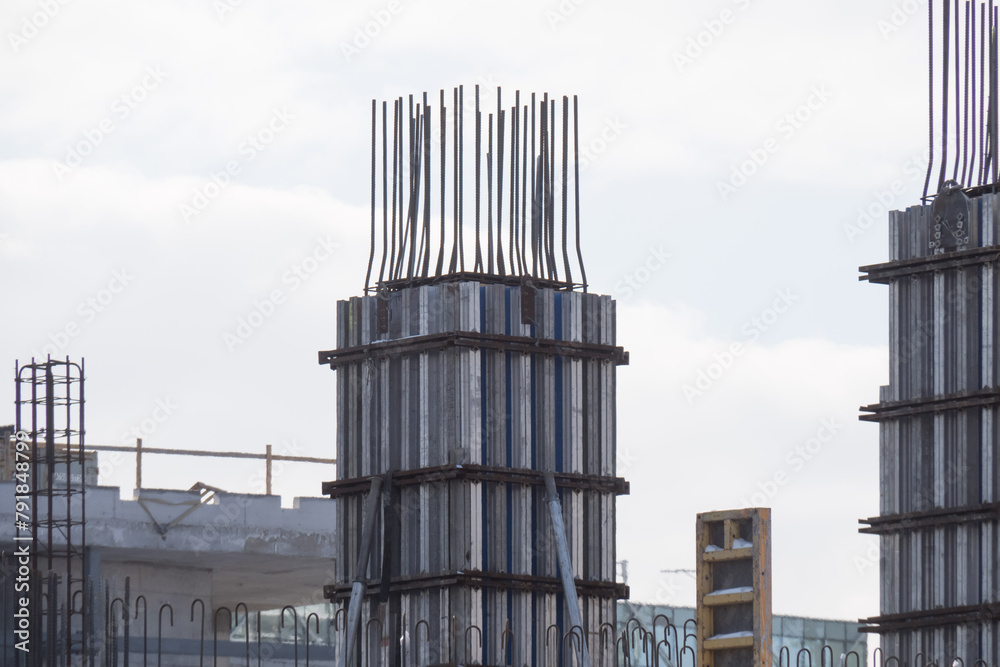 reinforcing rebar for a pillar or column being installed in a highrise ...
