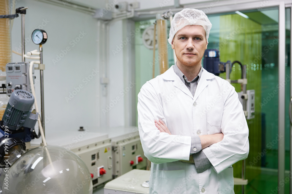 scientist smiling and folded arms pose in testing lab Stock Photo ...