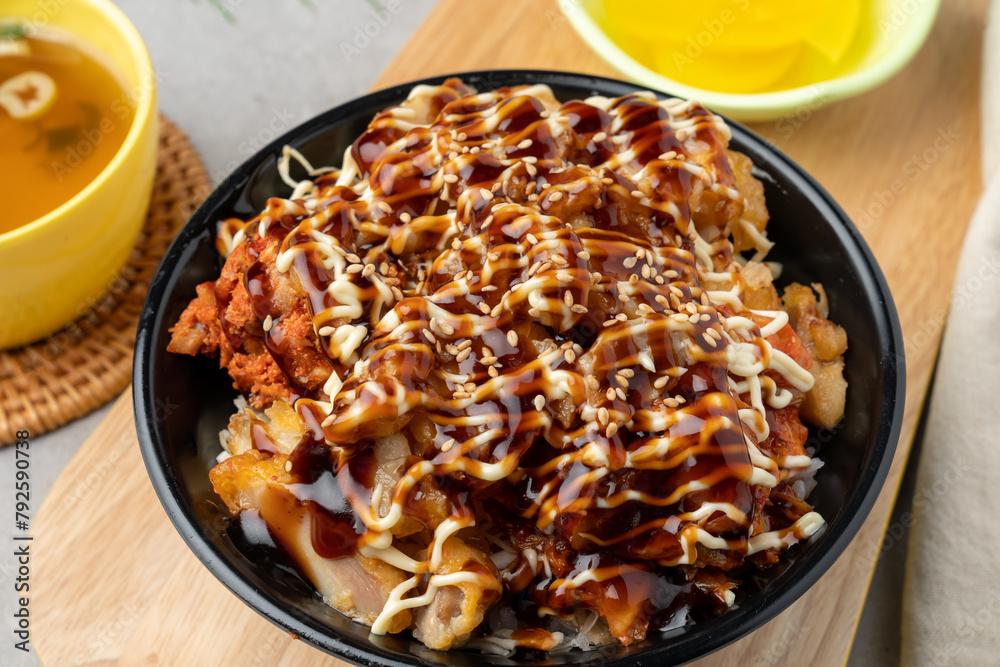 Korean food, stir-fried pork, spicy, anchovy, gimbap, side dish, pickled radish, egg, fried ...