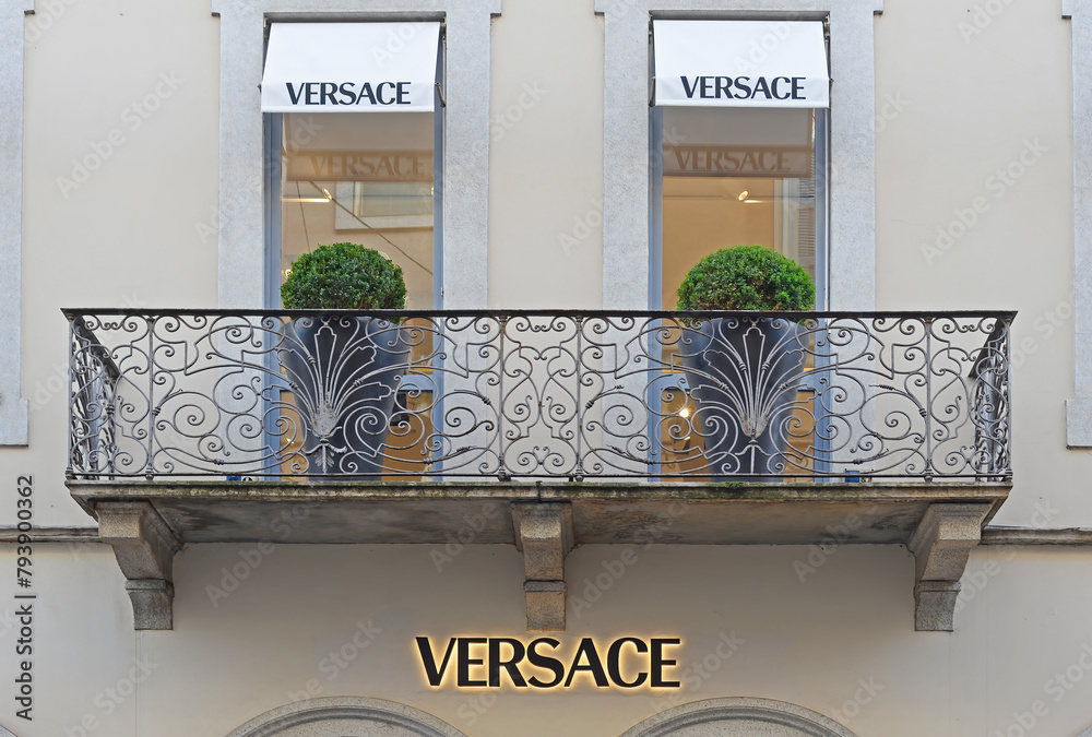 MILAN, ITALY – APRIL 11, 2024: Facade with white marquises, wrought ...