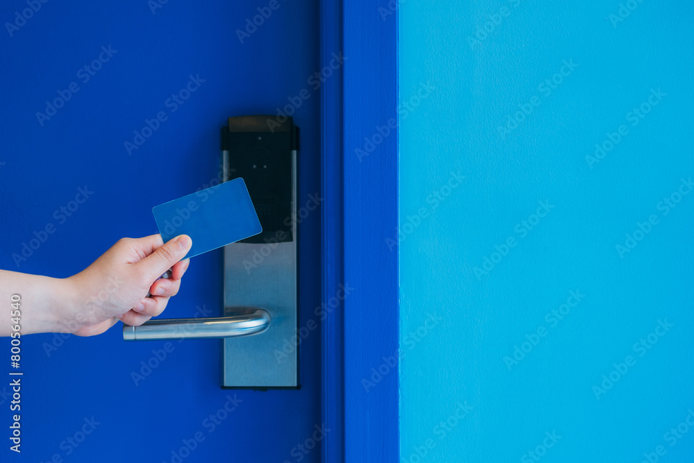Electronic key card for unlocking hotel doors. Smart card for door ...