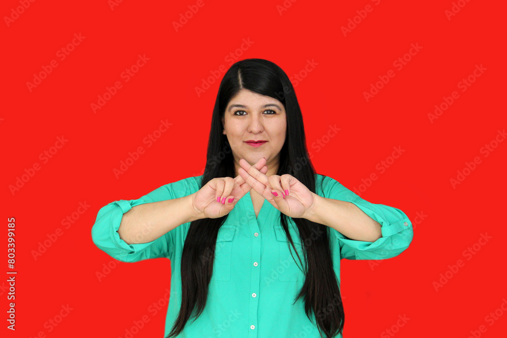 30-year-old Latina woman uses Mexican Sign Language from the deaf ...