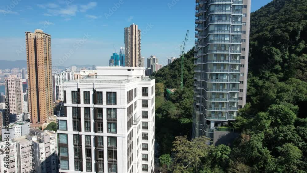 Luxury mansions line the slopes of Hong Kong's The Peak, Sai Ying Pun ...