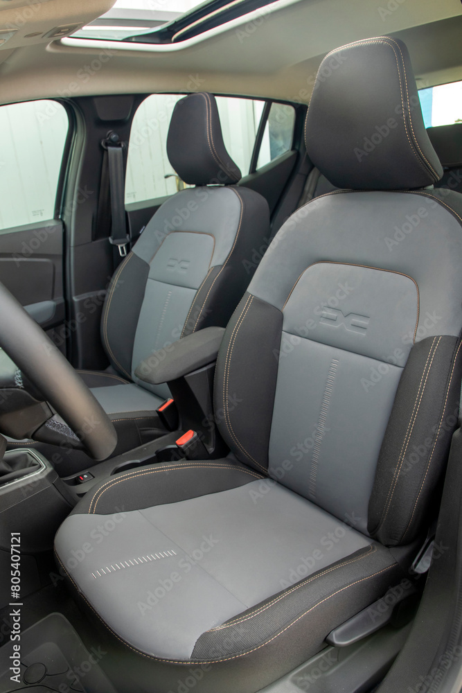 Dacia Sandero Stepway Extreme is a compact car that combines ...