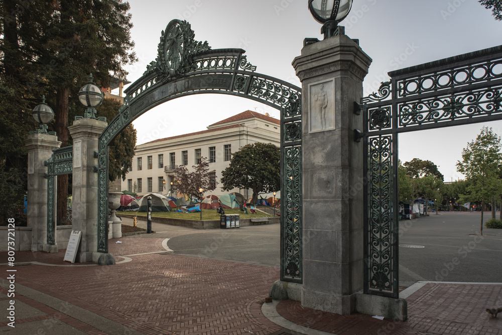 Berkeley, California, USA. May 5 2024: A photo of Palestinian ...