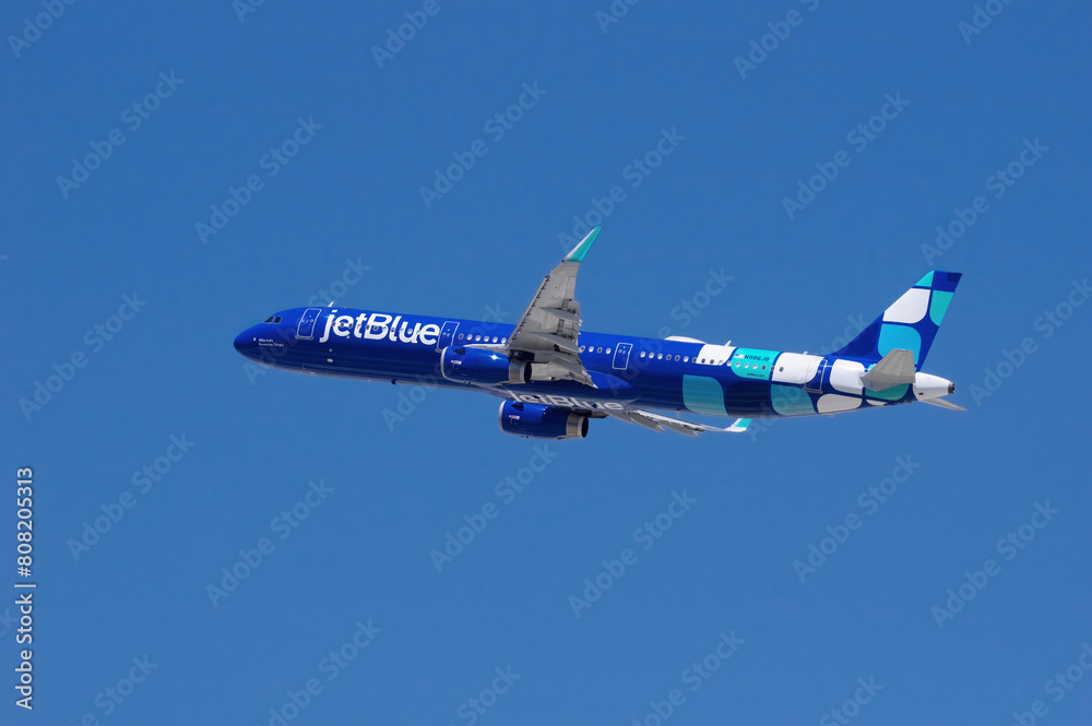 JetBlue Airways Airbus A321 with registration N986JB shown leaving from ...