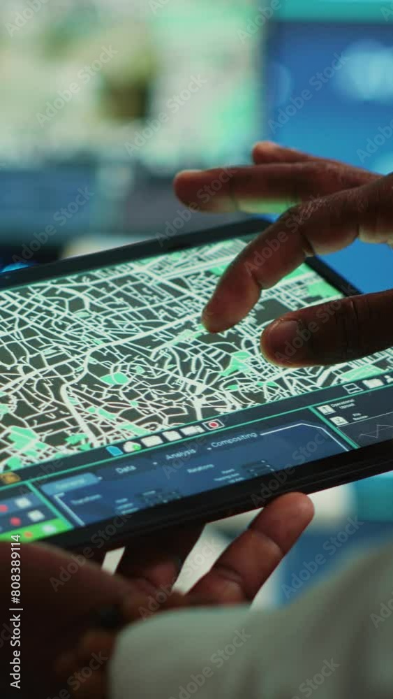 Vertical Video Manager tracking a delivery car by using satellite map ...