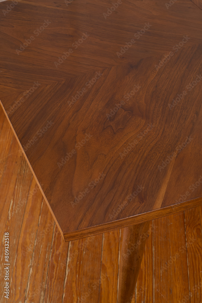 Walnut wood grain pattern. Natural material texture photograph. Stock ...