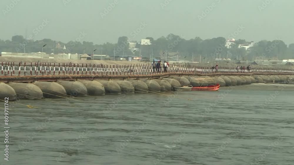 Pontoon bridge of Kumbh Mela known as floating bridge uses floats to ...