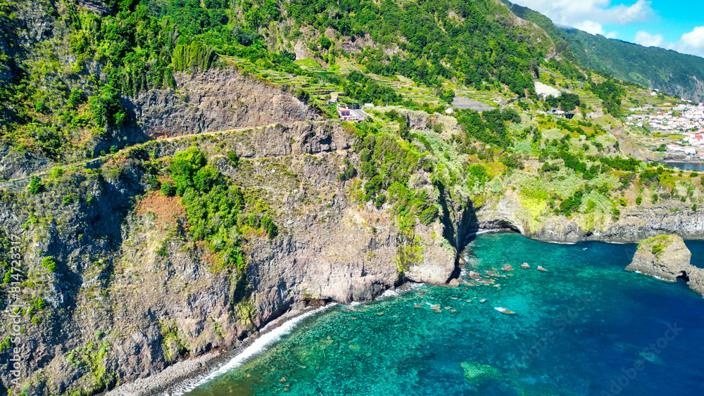 Beautiful wild coast scenery view with Bridal Veil Falls (Veu da noiva ...