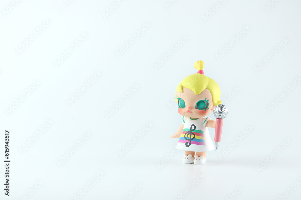 Foto de art toys Molly singer character of Baby Molly collection from ...