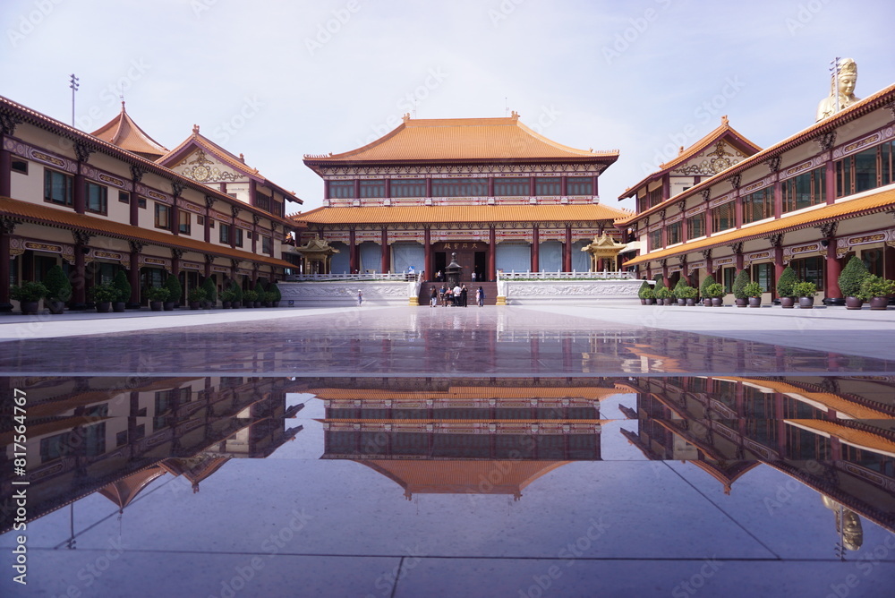 Land Mark - Thai temples and ancient sites are various tourist ...