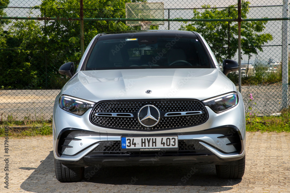 Mercedes GLC 180 is a variant of the Mercedes-Benz GLC-Class, a compact ...