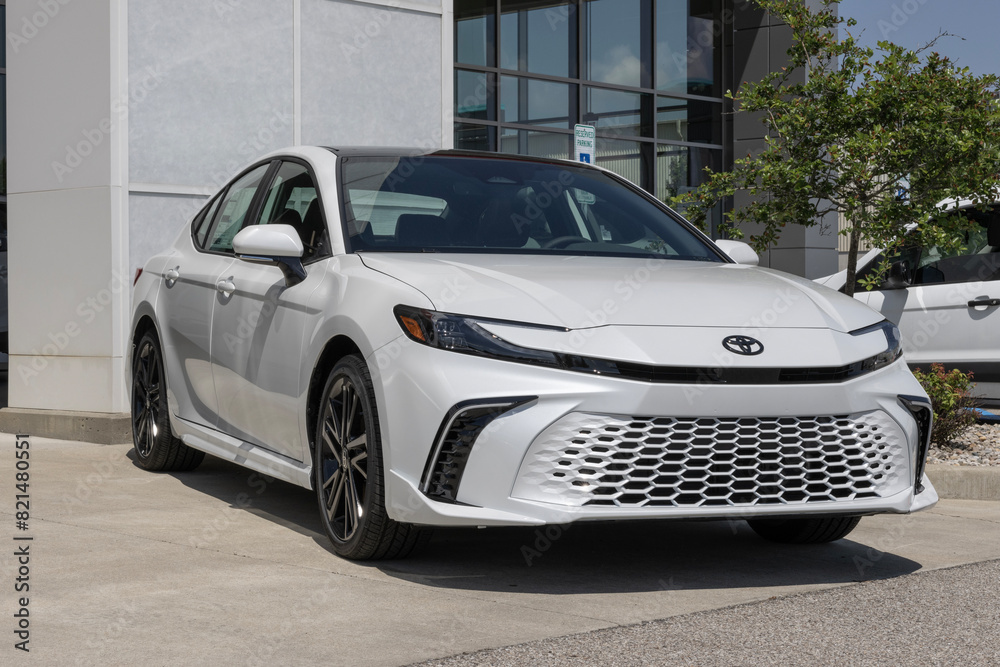 Toyota Camry XSE display at a dealership. Toyota offers the Camry in LE ...