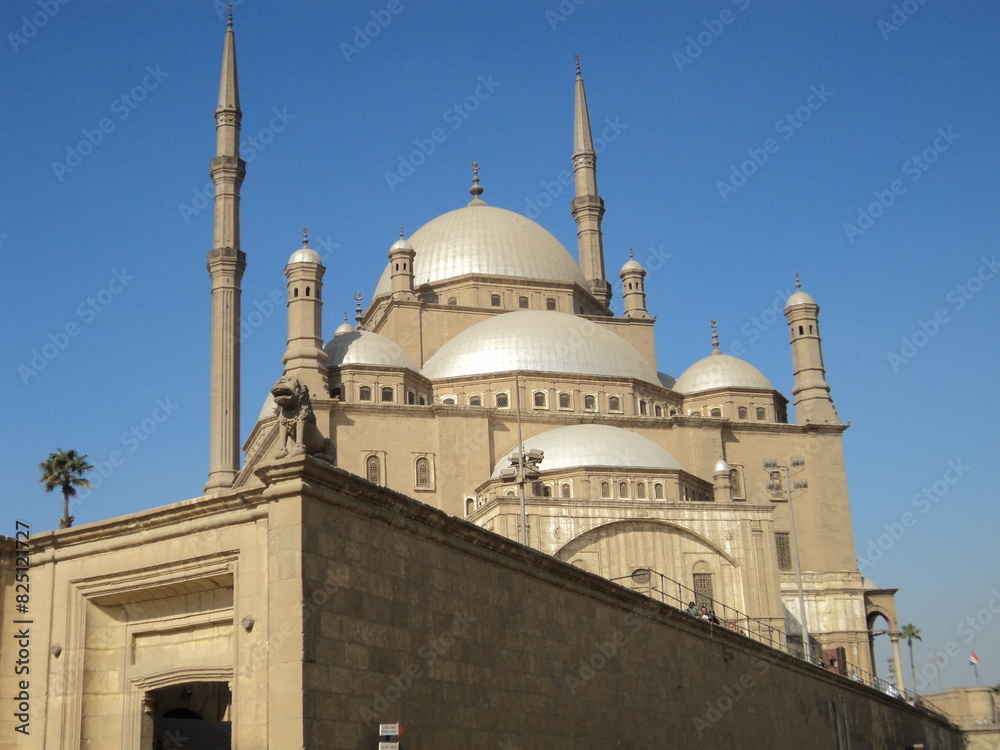 Muslim mosque with minaret on blue sky background. Beautiful mosque of ...