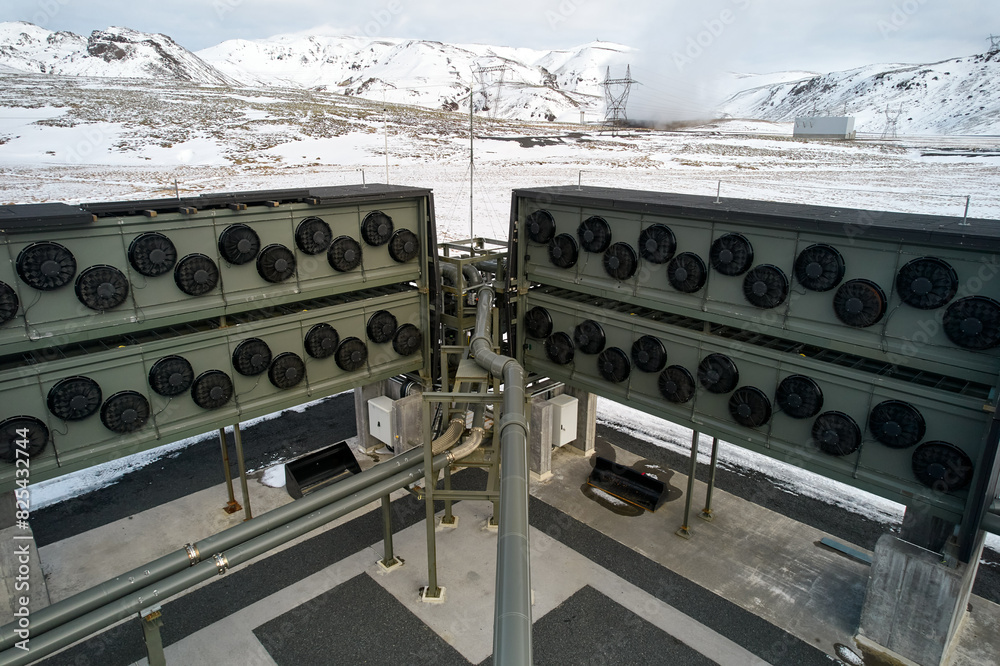 Carbon capture machines, pipe and geothermal power station Stock Photo ...