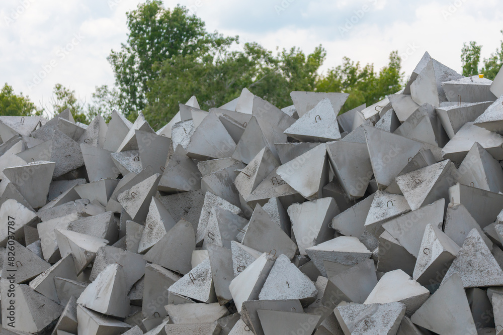 Concrete pyramids. Dragon teeth. Protection and trap for tanks ...