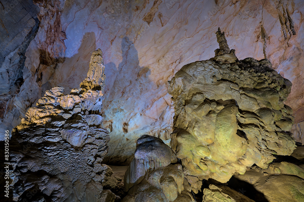 Paradise Cave (Thien Duong Cave) - The Longest Dry Cave in Asia, Phong ...