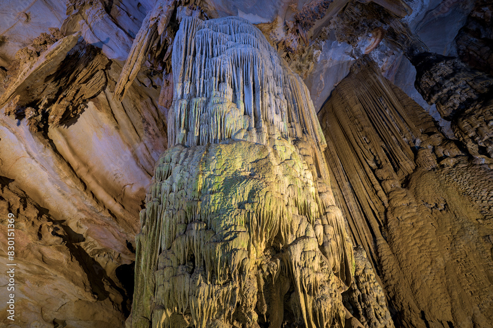 Paradise Cave (Thien Duong Cave) - The Longest Dry Cave in Asia, Phong ...