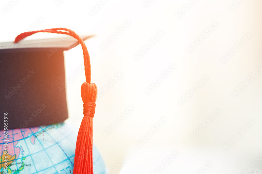 Graduation cap with Earth globe ideas for studying abroad Stock Photo ...