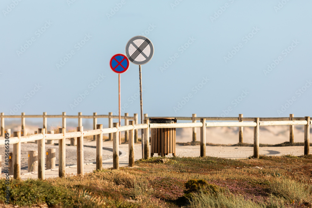 Road signs permitting and prohibiting car parking at a viewpoint of a ...