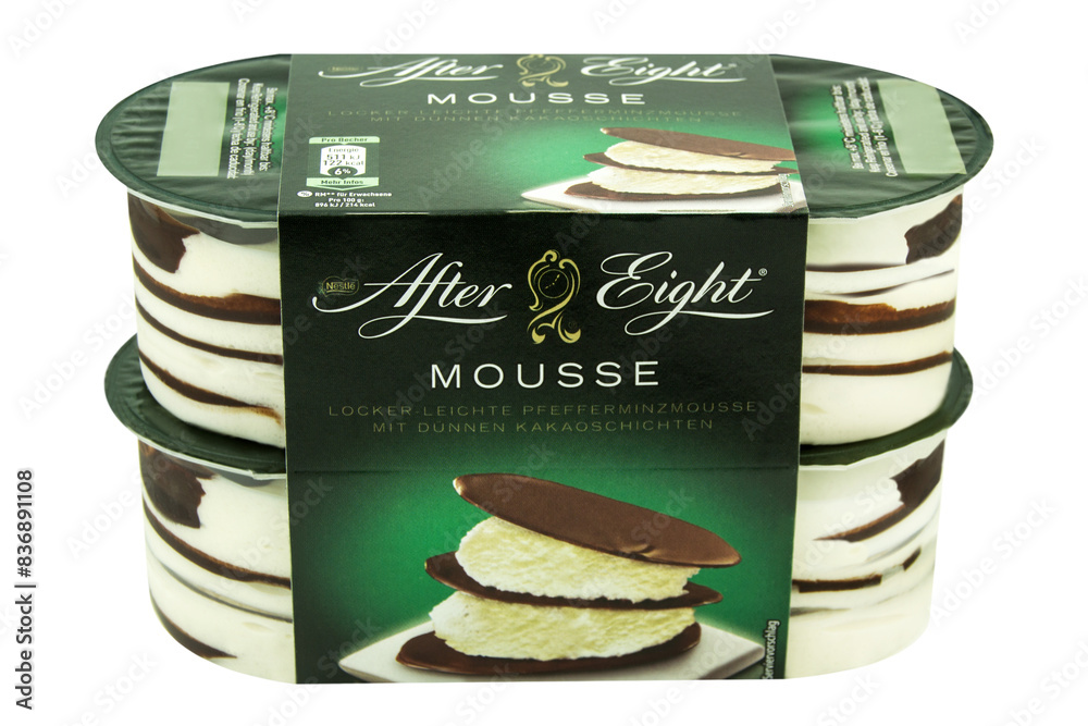 4 Becher After Eight Mousse Hintergrund transparent PNG cut out Nestle ...