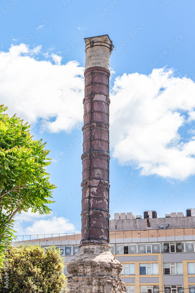 Ancient Byzantine Column of Constantine in Cemberlitas, Istanbul Stock ...