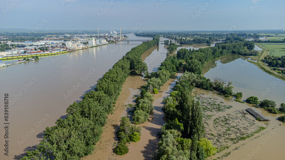 Hochwasser und Überschwemmungen in Worms am Rhein Stock Photo | Adobe Stock