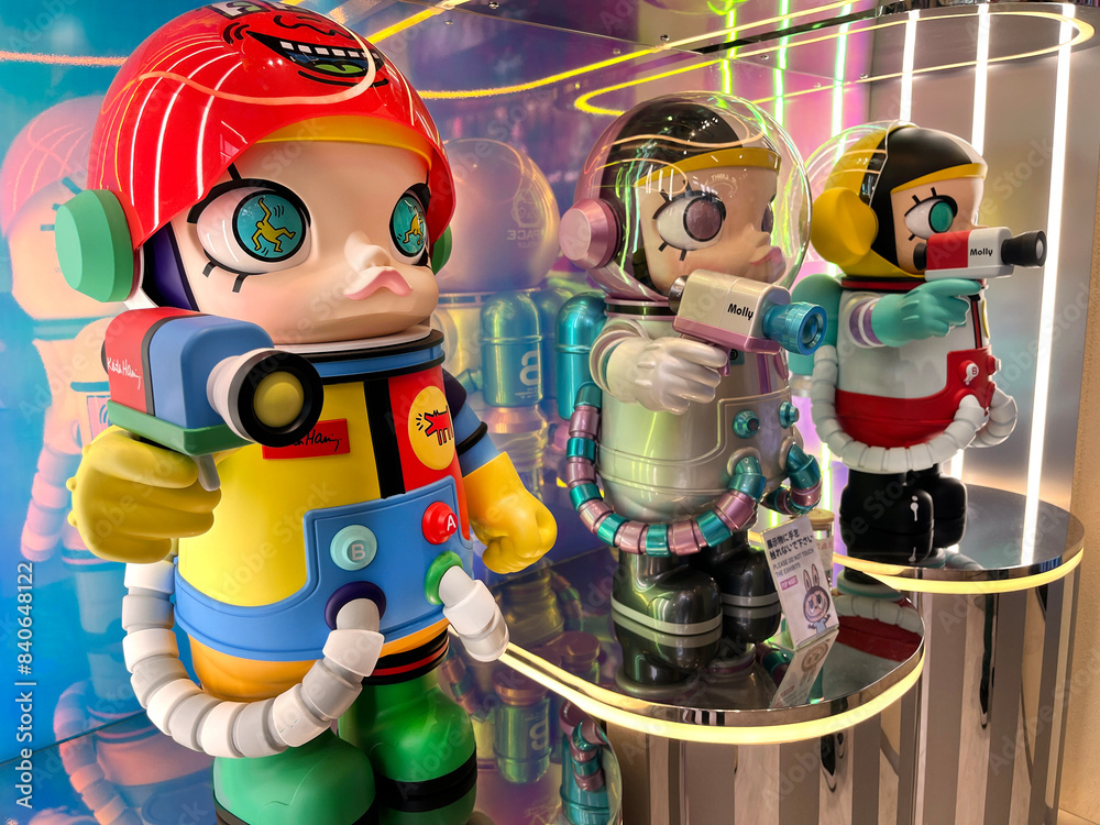 art toys mega space Molly 1000% collection from Pop Mart blind box ...