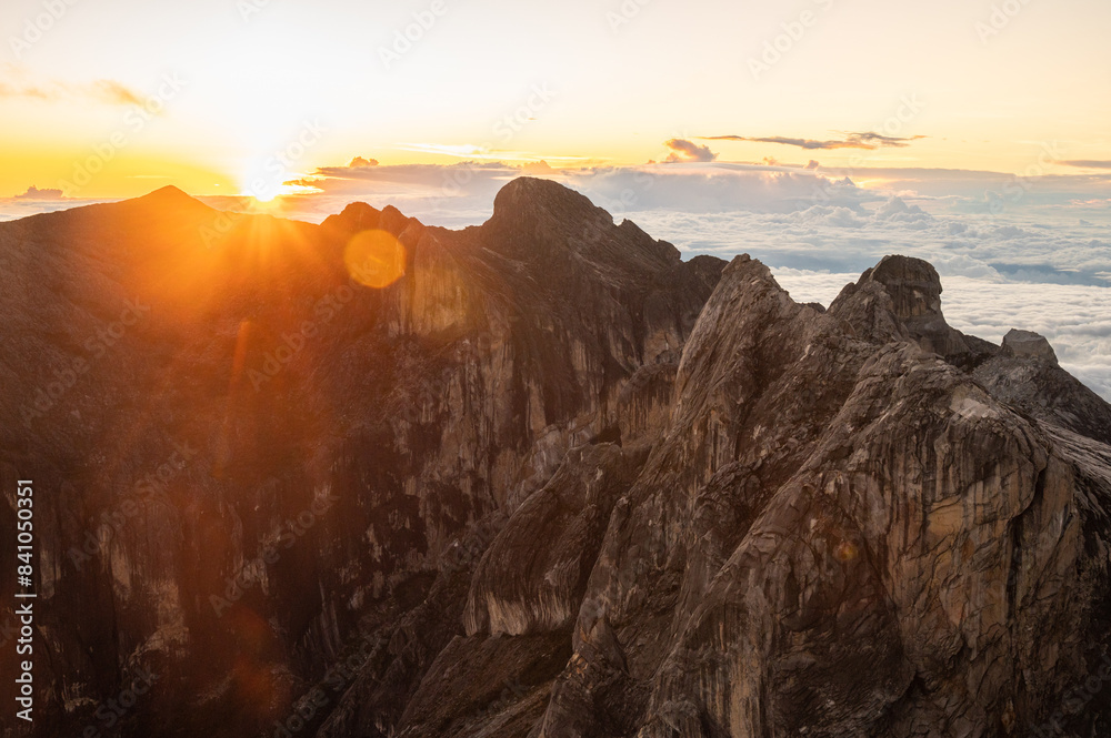 Sunrise over the Low's Gully a 1,800 m deep gorge carved out by ...