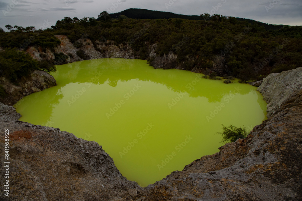 Emerald Acid Pool: The Mesmerizing Green Lake of New Zealand's Wai-O ...