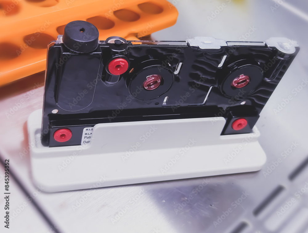 Fully automatic sample prep device works in tandem with cartridge and ...