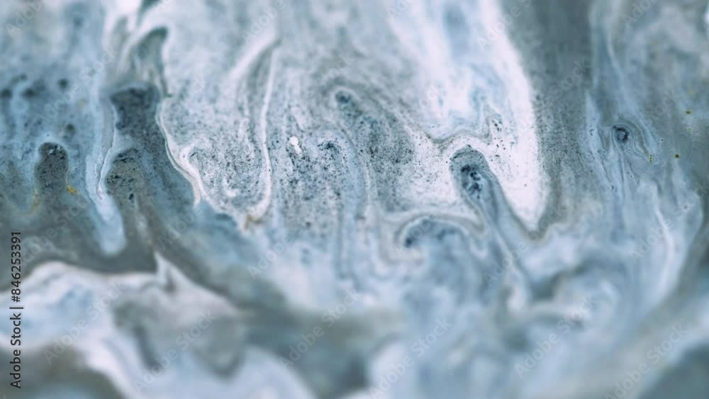Vidéo Stock Paint spill. Ink water flow. Marble texture. Blur gray ...