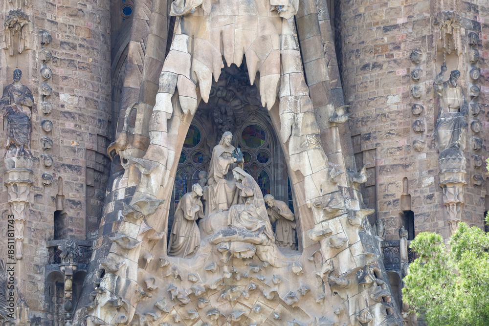 The coronation scene on the Sagrada Familia Basilica nativity facade ...