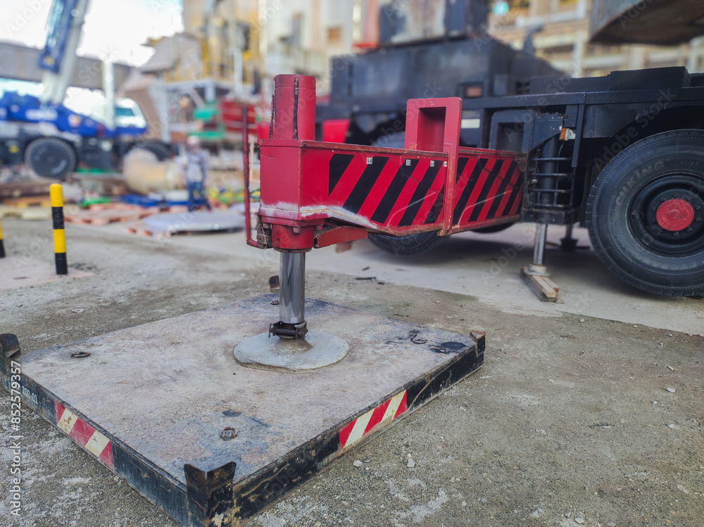 hydraulic support leg for balance Outrigger mobile crane for heavy duty ...