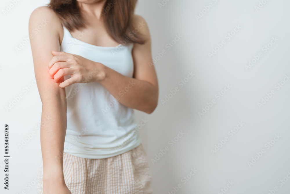 woman itching and scratching itchy arm. Sensitive Skin Allergic ...