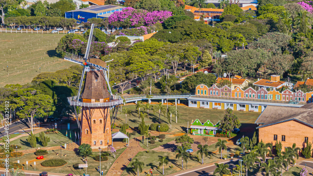 Holambra, Sao Paulo, Brazil - 6/18/2024. Imagem aérea do moinho na ...