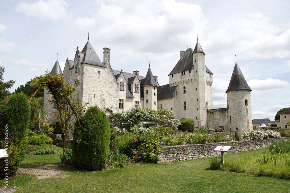 Château du Rivau: French Renaissance castle in Loire Valley, Touraine ...