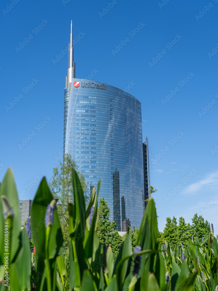 Milano, Italy. The iconic Unicredit tower at Gae Aulenti square ...