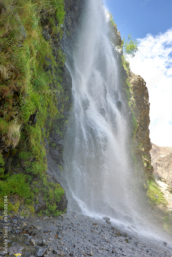 MANTHOKA WATERFALLS NEAR THE CITY OF SKARDU IN NORTHERN PAKISTAN Stock ...