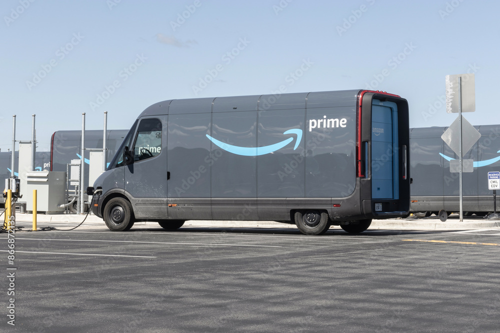 Amazon Prime EV electric delivery vans from Rivian. With a net-zero ...