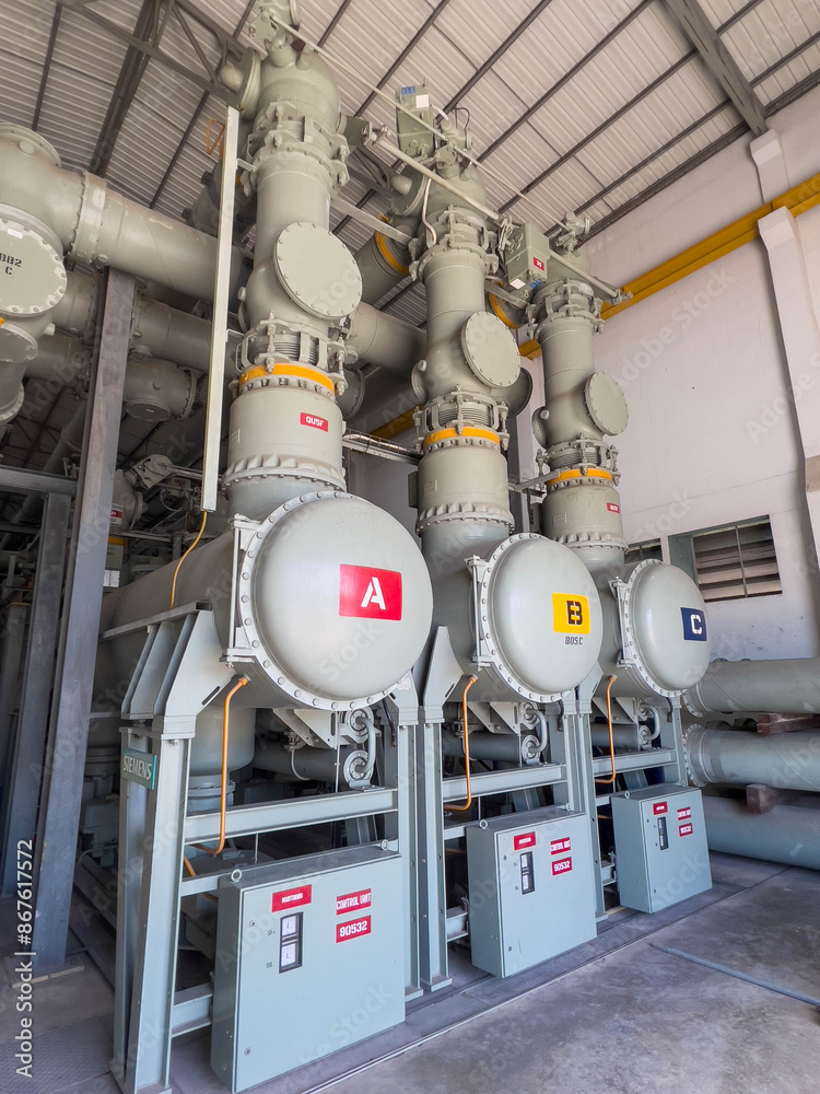 Circuit Breaker for gas insulated substation (GIS) in 500kV power ...