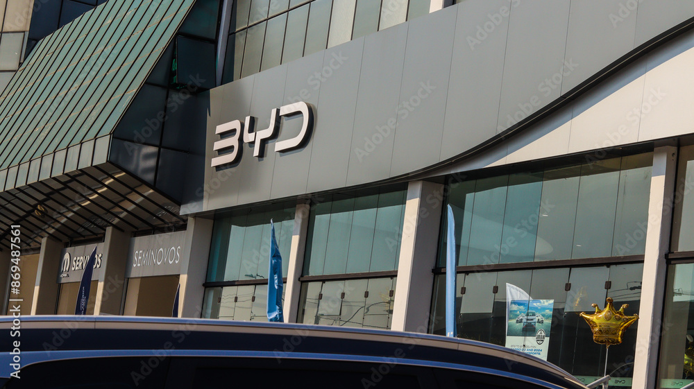 BYD car china hybrid facade store. Photo made in Mogi das Cruzes, SP ...