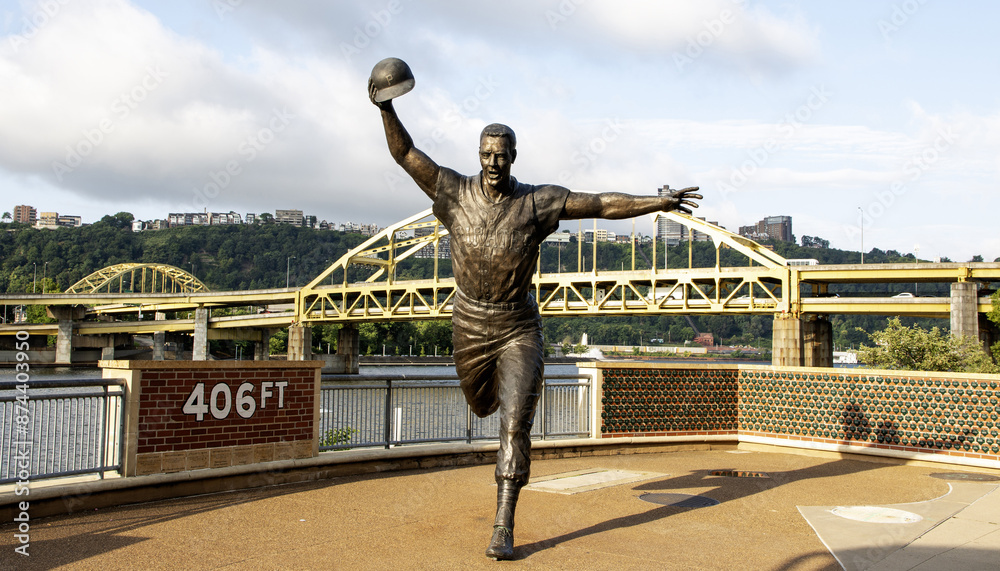 Bill Mazeroski statue at PNC Field with the iconic yellow and go Stock ...
