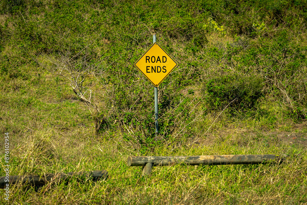 Road Ends sign in rural Queensland, Australia Stock Photo | Adobe Stock