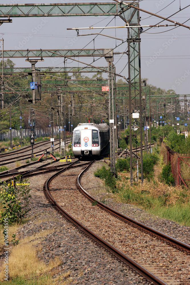 Delhi metro and the metro station. Metro rail in delhi. Dmrc metro ...