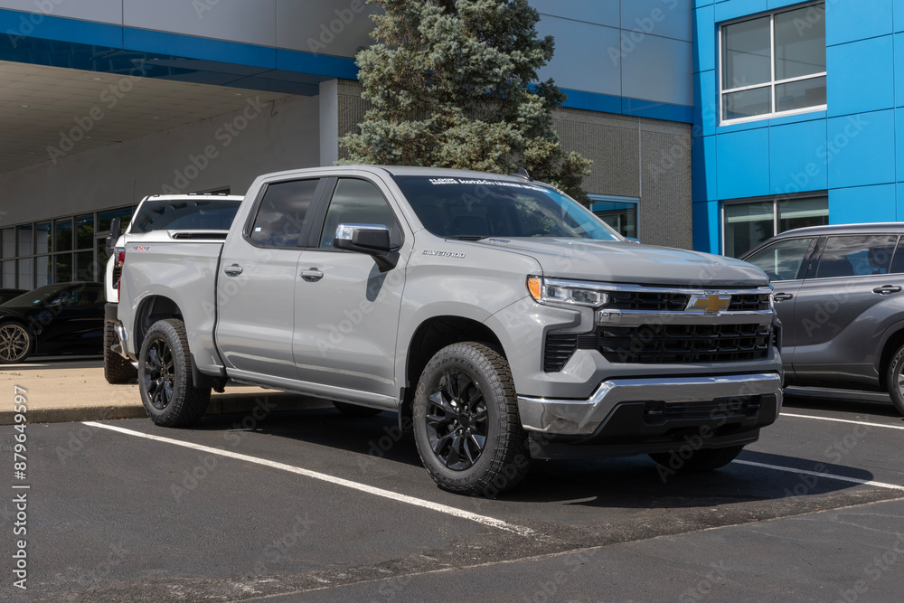 Chevrolet Silverado 1500 Crew LT display. Chevy offers the Silverado ...
